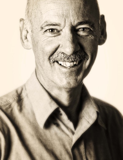 Justin D'Ath - Penguin Books Australia